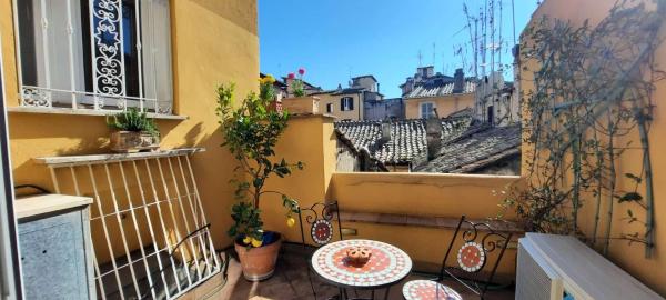 Stunning Campo De Fiori Apartment With Terrace - 梵蒂岡
