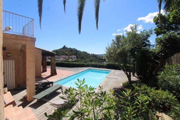 La Villa Tara 4 Chambres Piscine Privée Vue Panoramique Sur Les Collines De Grimaud - Grimaud