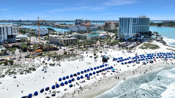 Pelican Pointe Clearwater Beach Hotel - Florida