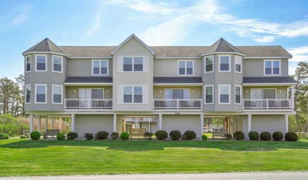 Saltwater - Pet Friendly, Waterfront! - Chincoteague, VA