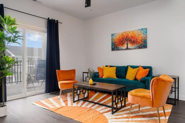 Radiant Vibes Spacious 2br 2ba 2 King Beds Gym Wfh - Traders Point, IN