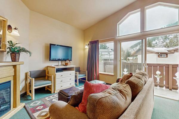 Icicle Village Resort Condos #407 & #408 - Washington