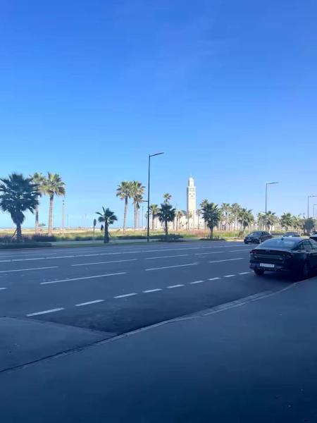 Appartement Sur Bd La Corniche Luxury House With Garden Close To Beach - Casablanca