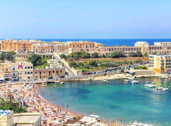 Paceville Stjulians Centre Near Beach - Pembroke, Malta