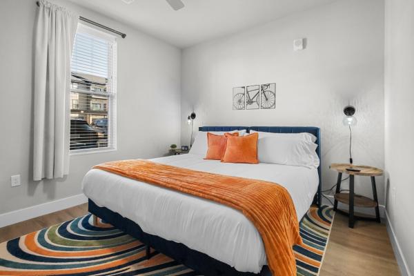 Deluxe Apt, Heated Pool Amp, Uark, Topgolf - 羅傑斯