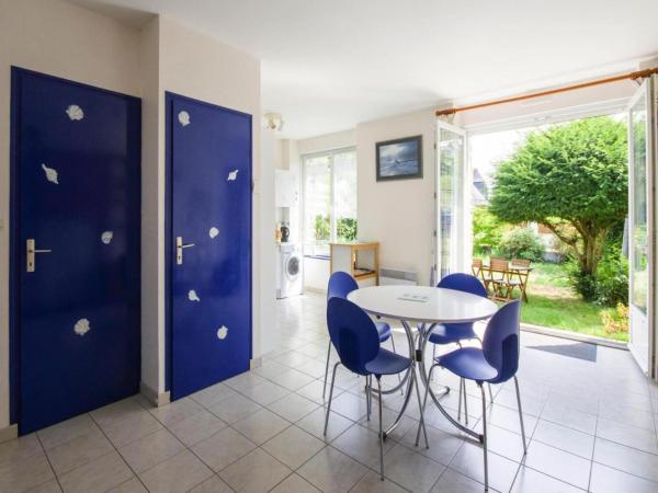 Stone House By Les Godelins Beach - Binic