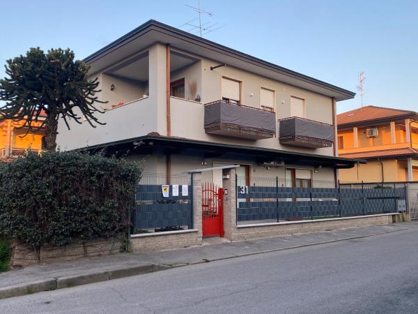 Onlyroomsrhofiera - Saronno