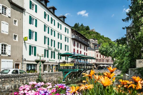 Logis Hotel Restaurant Family & Spa - Meyrueis