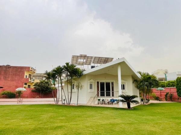 Palm Familia-6bhk Italian Farmhouse With Cook - Jaipur