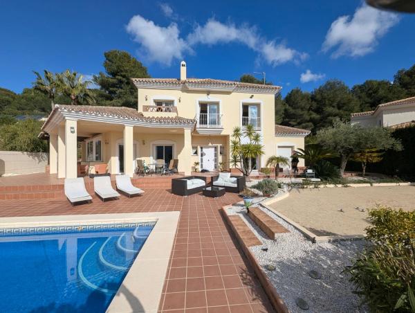 Villa With Pool And Boule Right On Alhaurin Golf - Alhaurín el Grande