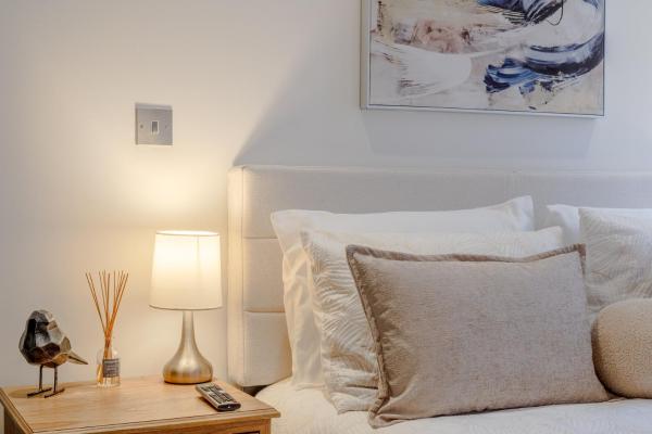 Arliss Suite - Watford