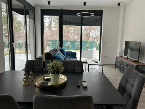Fenyvesliget Apartmanok - Balatonfenyves