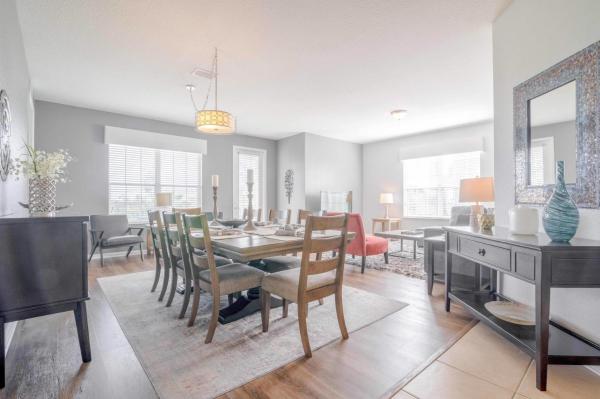 Huge ! Vista Cay Hideaway Corner Condo Near Parks & Int'l Dr - Orlando