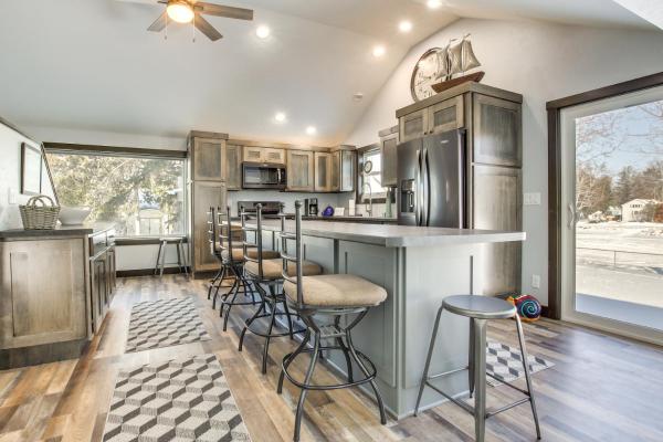 Boat Dock Riverfront Oconto Home! - Door County, WI