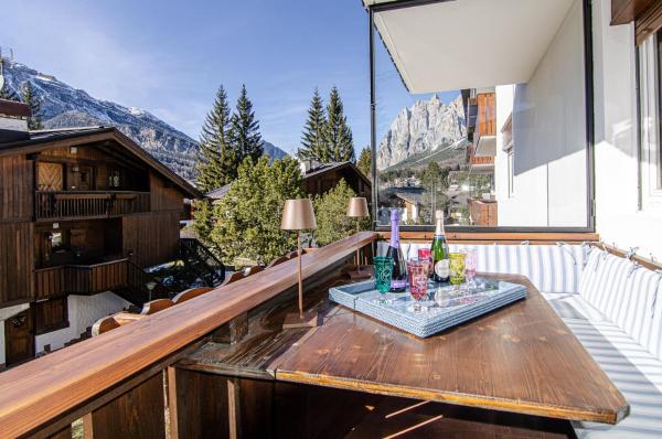 Splendido Appartamento A Due Passi Dal Centro Con Terrazza E Garage - Cortina d'Ampezzo