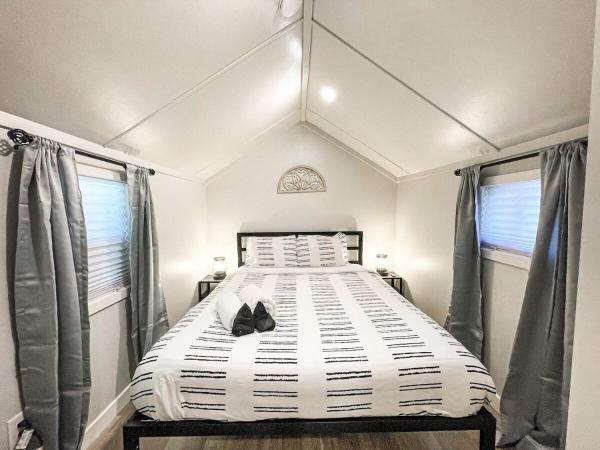 Cozy Cottage In The Heart Of Cos_pet Friendly - Colorado Springs, CO