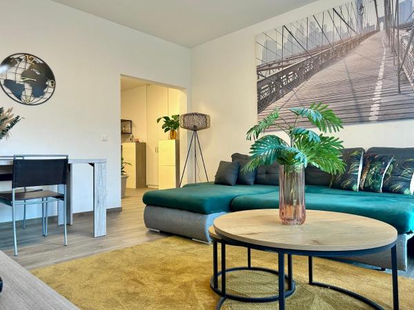 Spacious & Stylish Apartment - Partial Lake View - Lugano