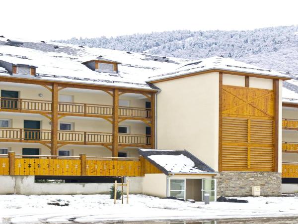 Well-kept Apartment In A Mountain Village - Bagnères-de-Luchon