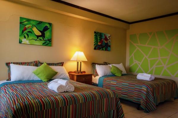 El Chiclero Inn - Belize
