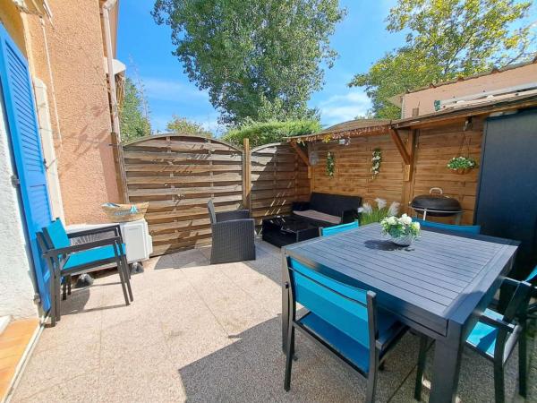 Maison Mitoyenne Climatisée 7 Pers. Avec Piscine Et Parking à Marseillan-plage - Fr-1-326-848 - Marseillan
