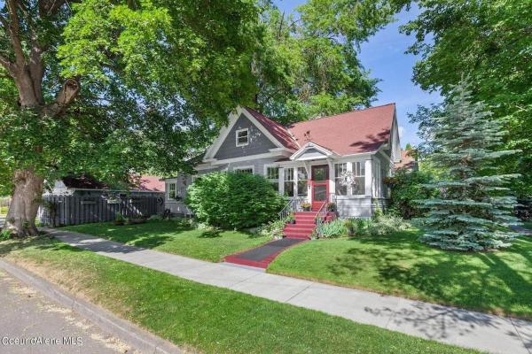 Story Book 1920s Home Down Town, Quiet And Cozy - Coeur d'Alene, ID