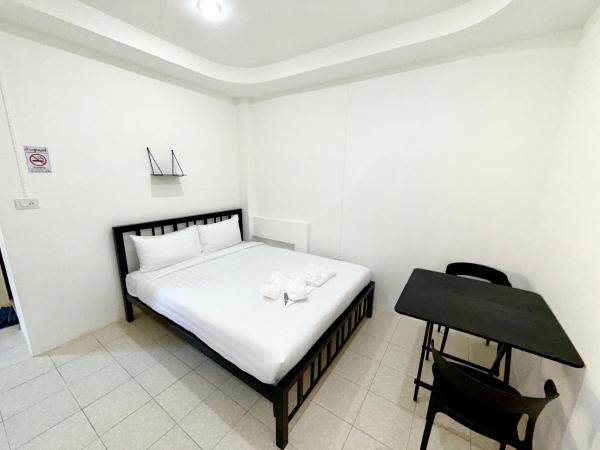 Patong Canal Villa 107 - Patong Beach