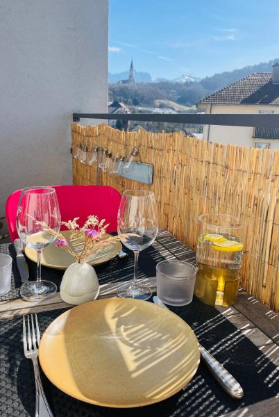 L'isernon, Appartement Avec Balcons Et Garage - Annecy