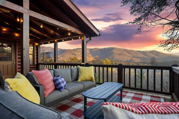 Camp Wildgrove - 4 Br With Hot Tub & Stunning Views - Cherry Log, GA