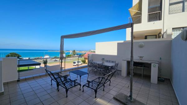 Santos 24 - Mossel Bay