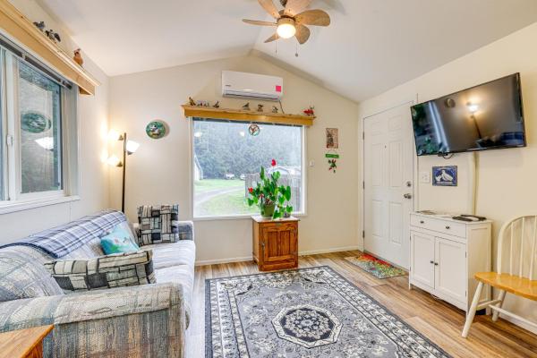 Remote Workers Welcome: Tiny Home In Port Angeles! - Port Angeles, WA