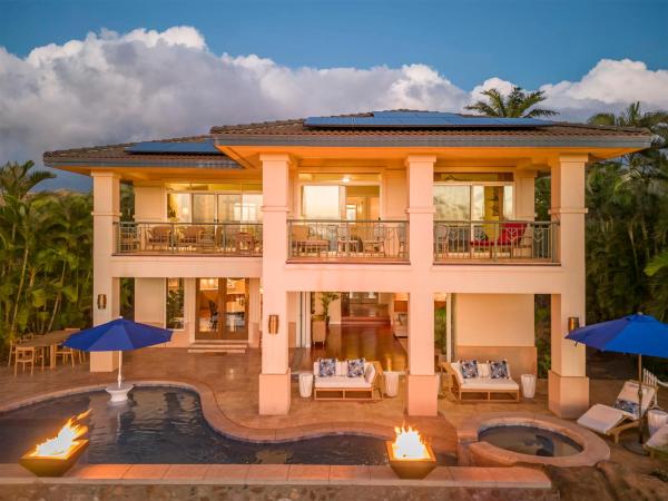 Breathtaking Oceanfront Lahaina Villa - Kaanapali, HI