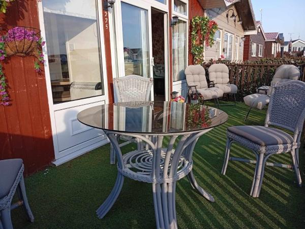 Yeolde Woodern Country View Seashak Free Electric Dog Friendly Low Prices Enjoy Your Stay - Flamborough