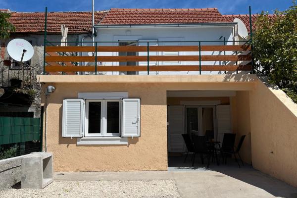 Holiday House With A Parking Space Bilice, Krka - 24006 - Vodice