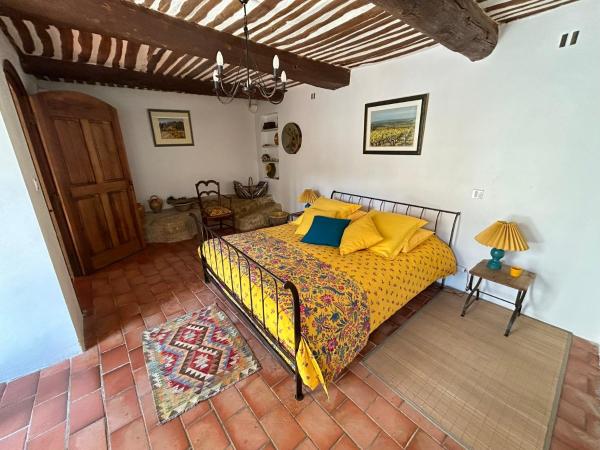Aux Deux Fontaines - Au Coeur De La Provence - Lourmarin