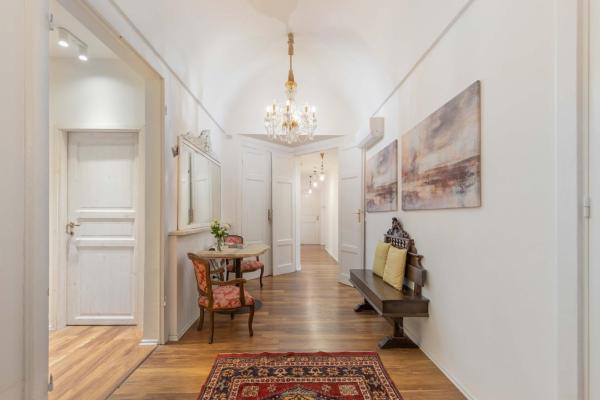 900 - Guest House - Livourne