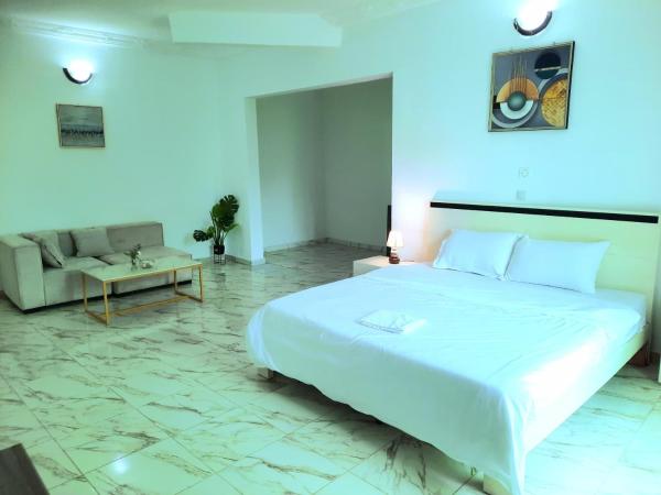 Hôtel Hawaii - Abidjan