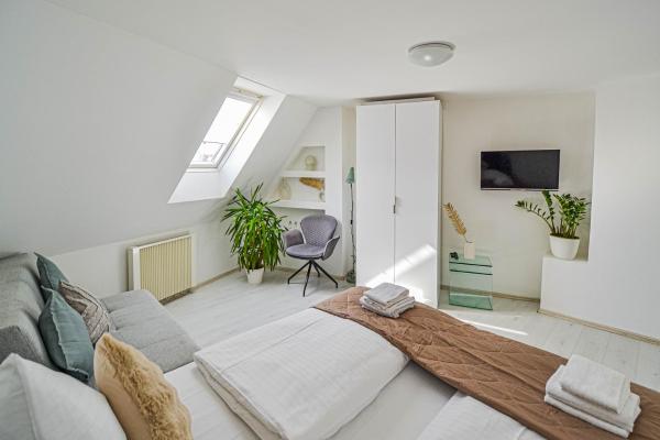 Main Square Quite Air Conditioned Apartment - Praga