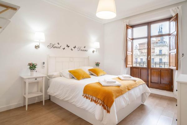 Apartamentos Plaza Mayor - León, España