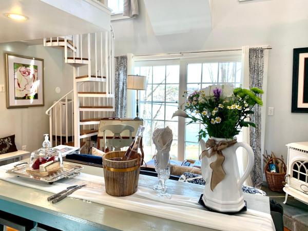 Cottage By The Lake,hudson Valley, Welcome Pets - Brewster, NY