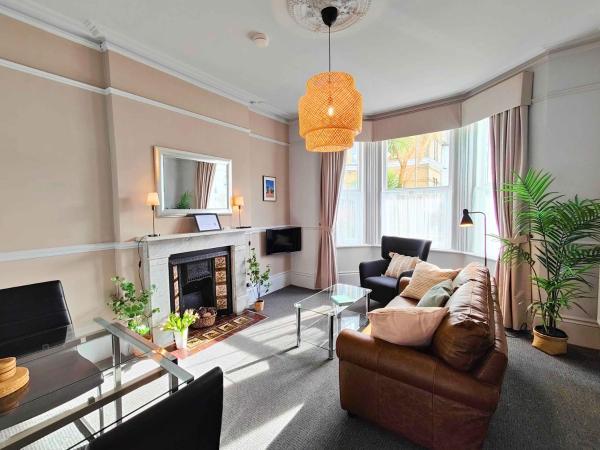 Fernhurst Holiday Apartments - Sandown