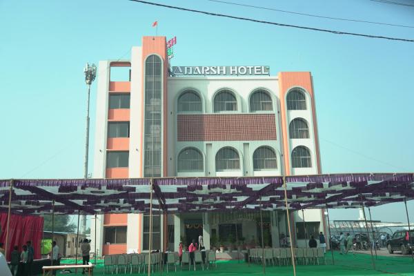Adarsh Hotel - Nadiad