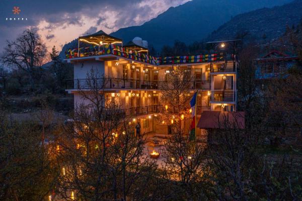 Zostel Sangla | Deluxe Room - Himachal Pradesh