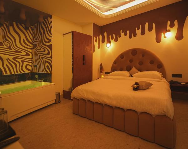 Orsom Stays Sassy Sector 53 - Gurugram