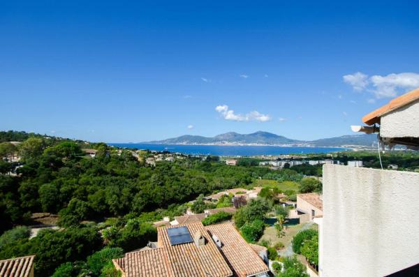 Duplex 2 Chambres, Piscine, Vue Mer & Valcon - 6 Couchages - Porticcio