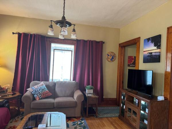 Getaway With A Small Town Feel - The Lakes, MN