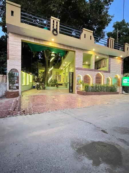 Green Hub-pool Villa With Nature - Pushkar