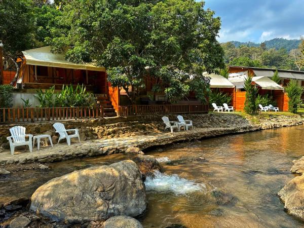 Morning October - タイ