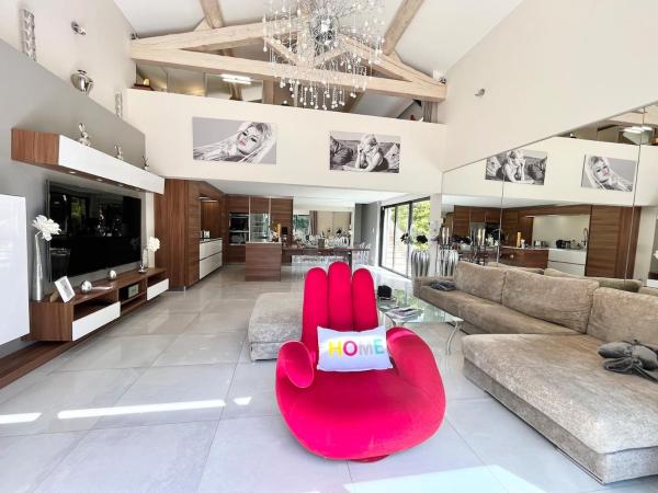 Gîte Bb Chic Du Domaine De La Franquette - Piscine Chauffée & Spa - Orange, France