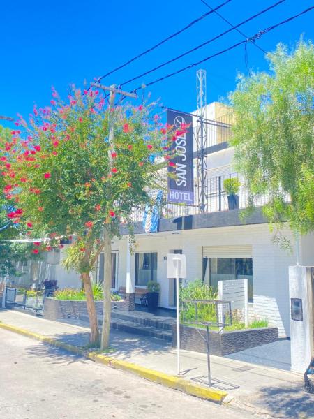 Hotel San José - Villa Carlos Paz