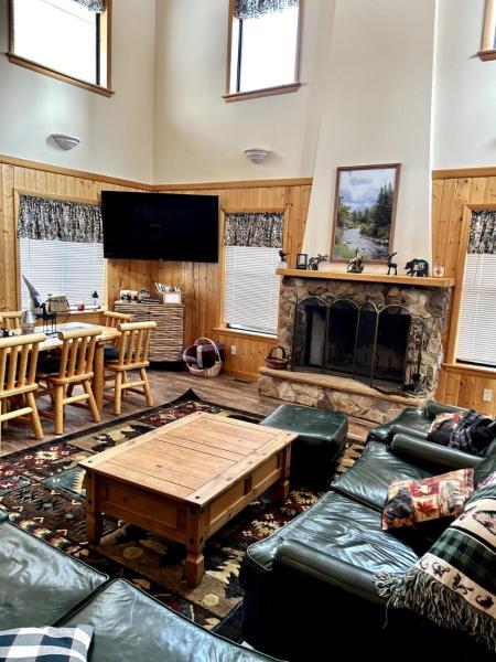 Large Family Cabin Near Park City - Kamas, UT